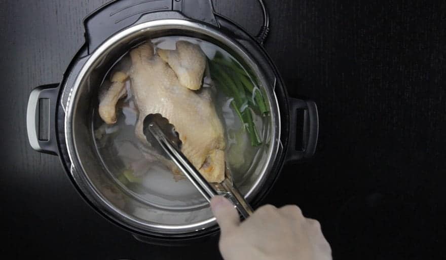Instant Pot White Cut Chicken (白切雞) | Tested by Amy + Jacky
