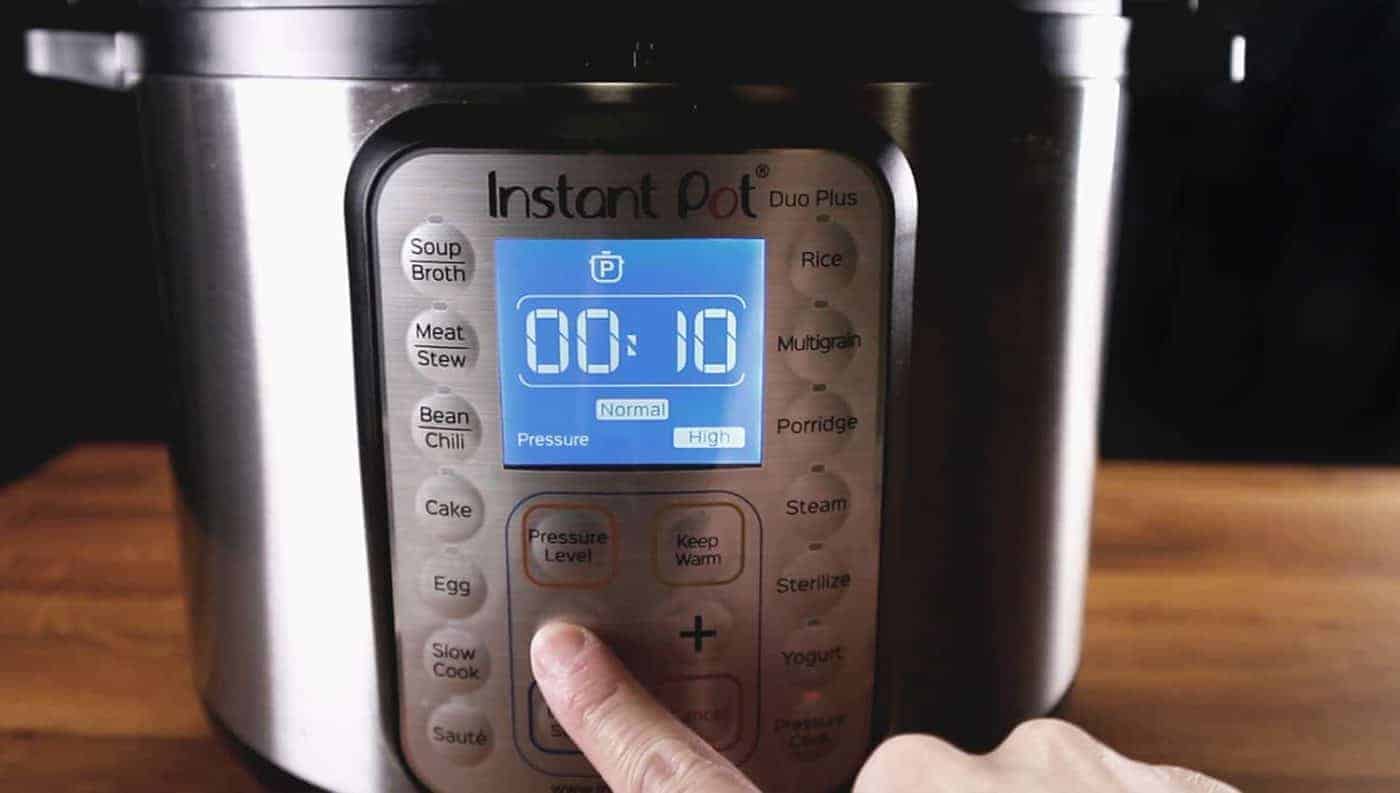 Instant Pot Turnip Cake (Chinese Lo Bak Go 蘿蔔糕) - Amy + Jacky