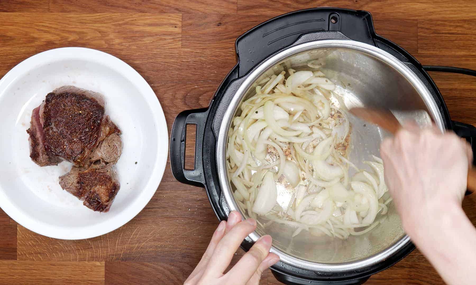 Instant Pot HK Tomato Beef - Tested by Amy + Jacky