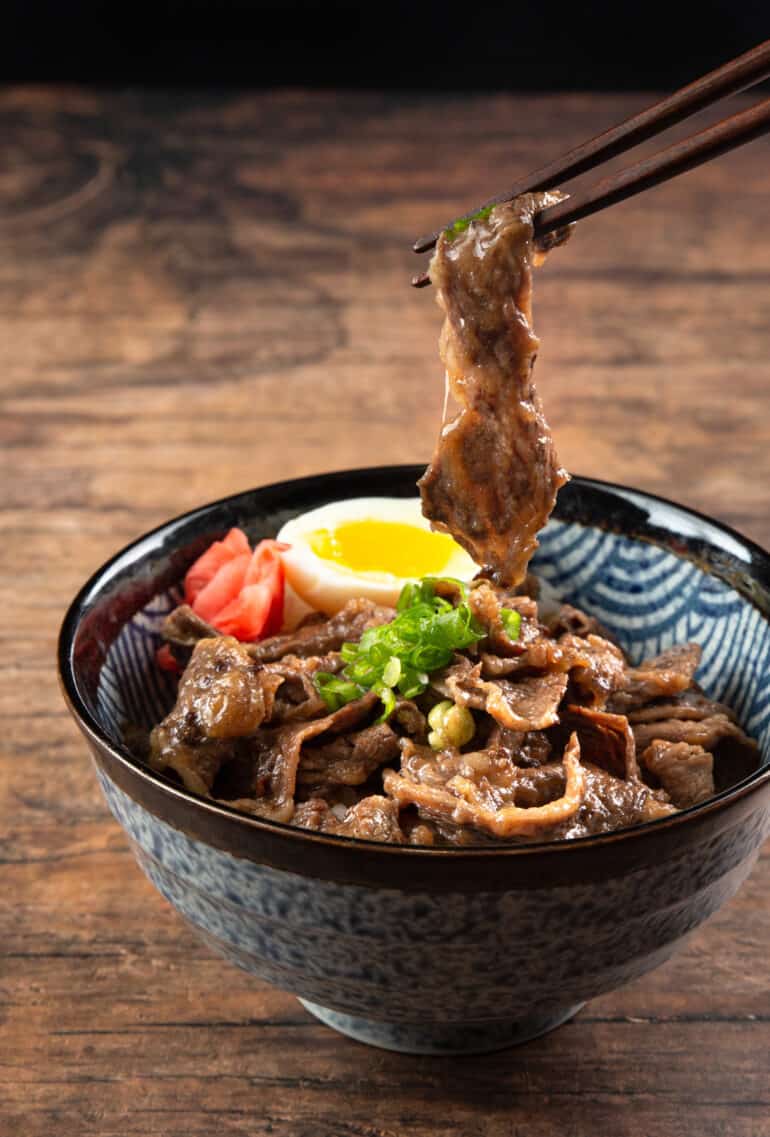 Instant Pot Gyudon (Japanese Beef Bowl 牛丼) | Amy + Jacky