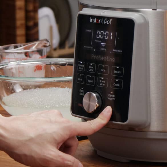 Taro Sago (芋香椰汁西米露) | Tested by Amy + Jacky